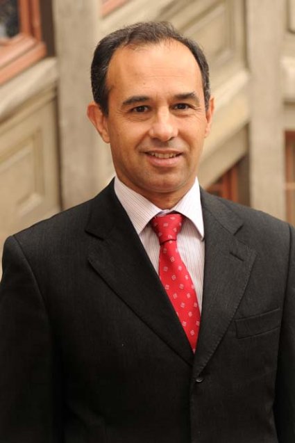 Profesores Rodrigo Ramírez y Claudio Barroihlet intervienen en ...