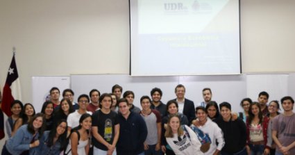 Rodrigo Navia C. visitó Universidad del Río en Ecuador como Promotor ...